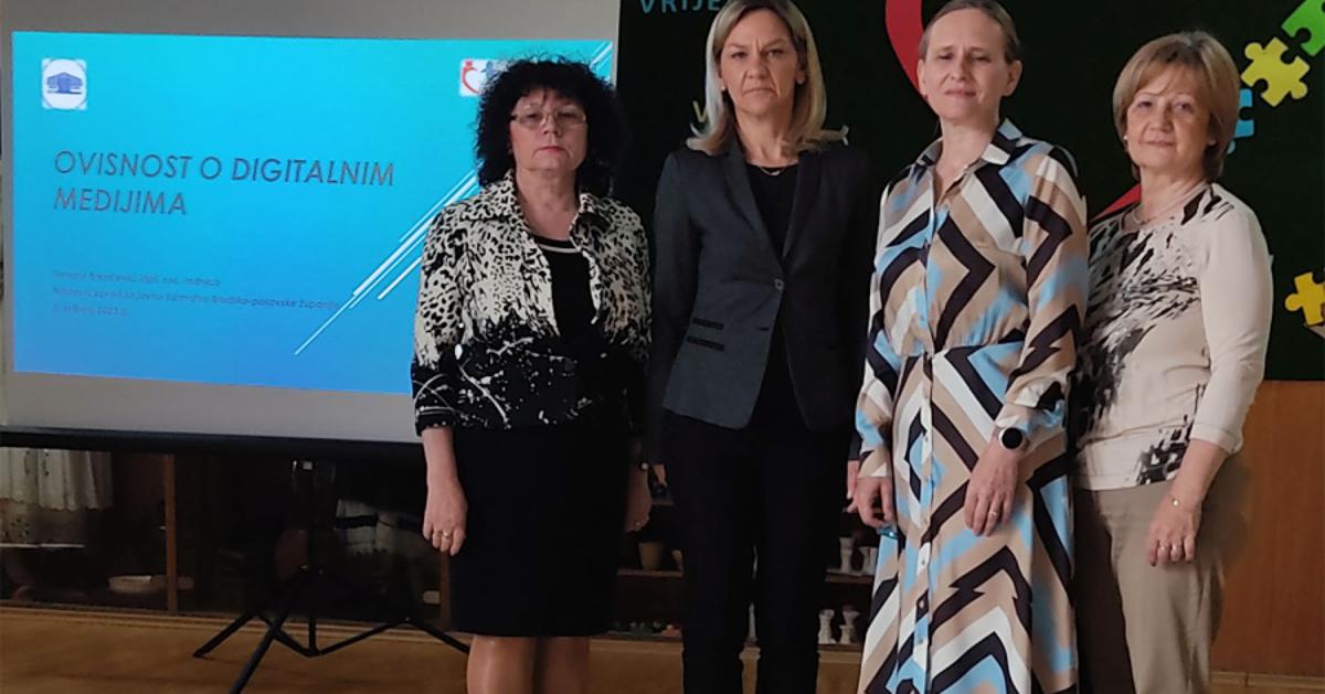 Problem nastaje kad pojedinac većinu vremena provodi online | lokalni.hr